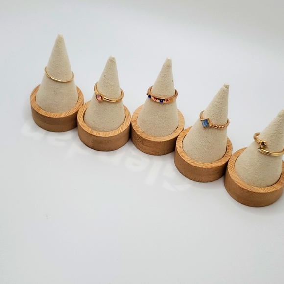 Jewelry | 5 Ring Set Of Adorable Multi Colored Stones Blue And Pink ...